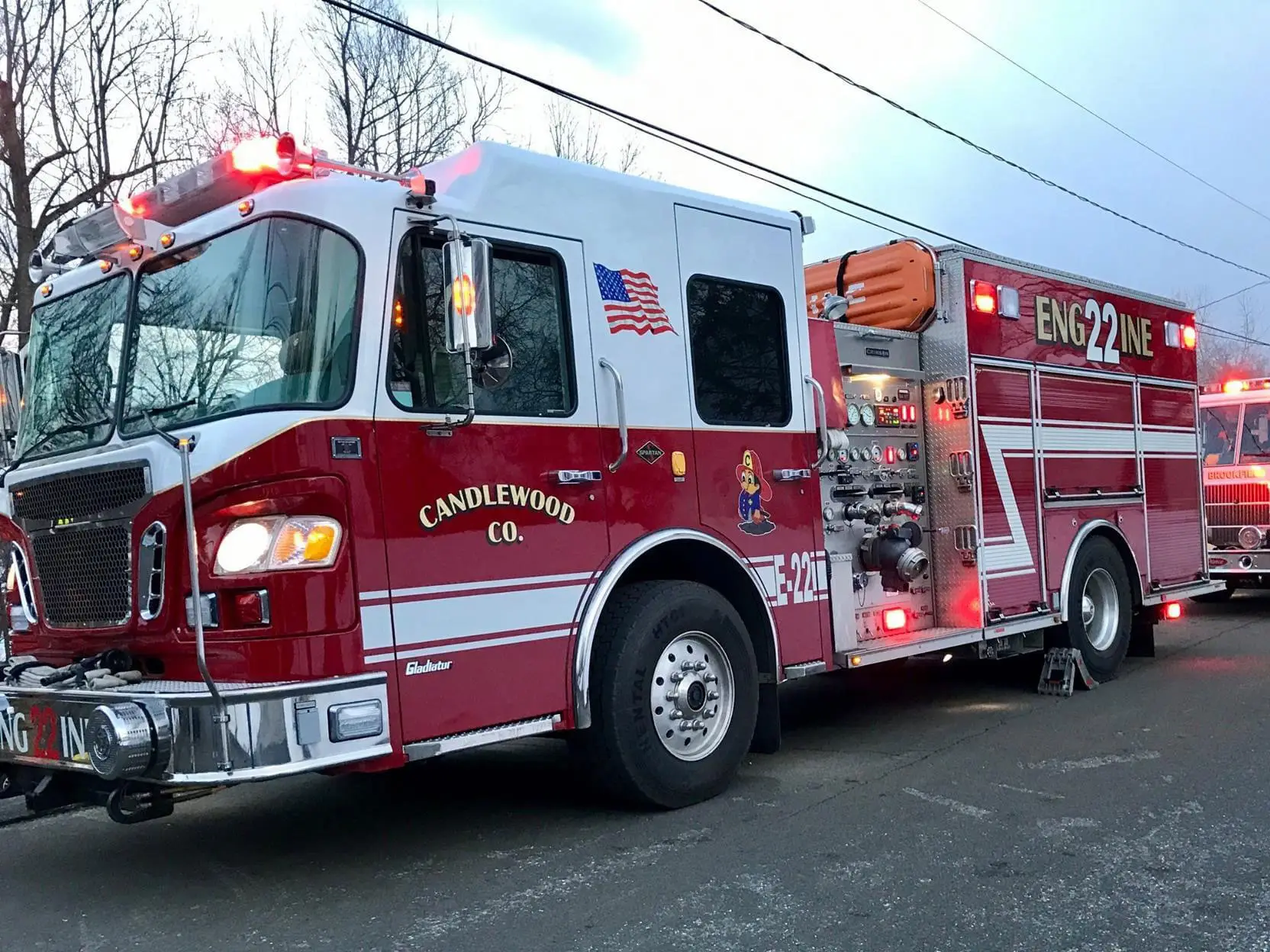 Engine 22 - Brookfield Volunteer Fire Department Candlewood Company Inc.